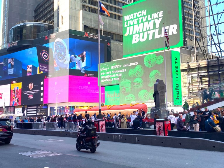 “To Be Frank” – It’s A Giant Hot Dog! New York’s 65-Footlong ...