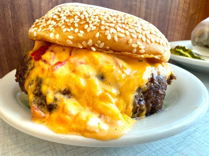 A “Pimento Cheeseburger” Wraps Up National Burger Month! “Hamburger ...