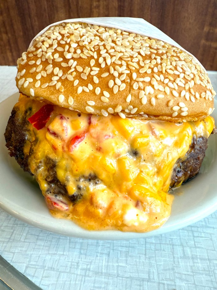 A “Pimento Cheeseburger” Wraps Up National Burger Month! “Hamburger ...