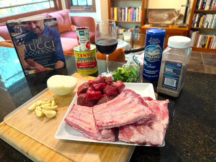 Cooking With The Stars! I Made Stanley Tucci’s Ragu And Meatballs! Here ...